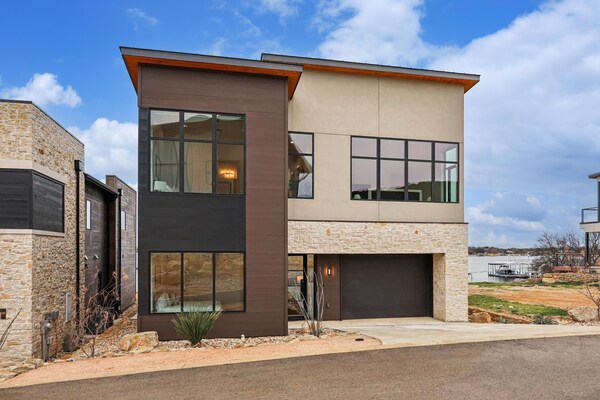 Pk Casa Azul | Brand New Home! | Sleeps 12 W Second Living Room - Possum Kingdom Lake, TX