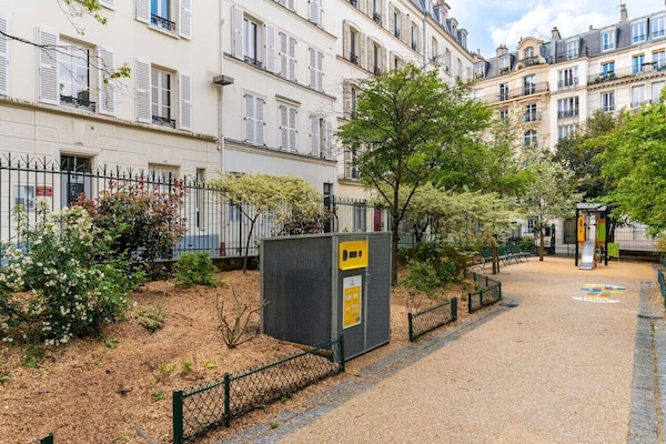 Parisian Flat For Work And Study - Paris