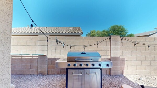 Come Vacation In Your Own Private Pool & Spa!!! - Gilbert, AZ