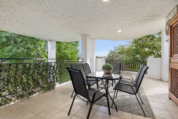 City Haven, 2bed/2bath, Parking, Balcony - Oxley