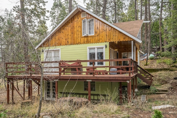 New! Cozy Mountain Retreat Relax & Explore - Sonora, CA