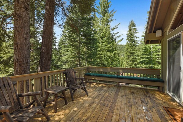 Luxury Tahoe Chalet | Minutes To Dining - Lake Tahoe