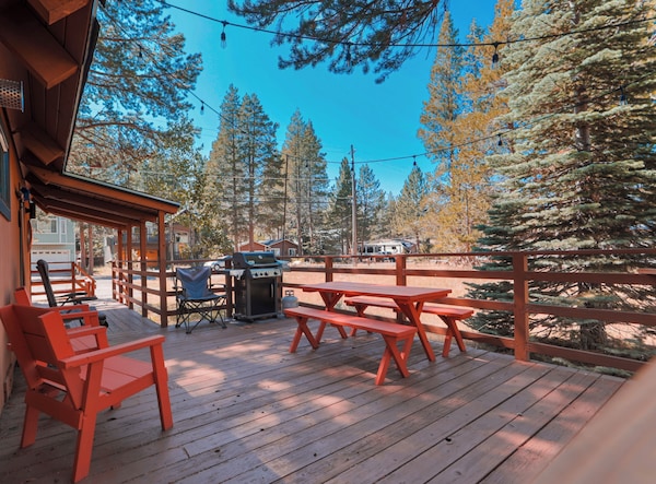 Christmas Valley Chalet | Tahoe Adventure Awaits! - Grover Hot Springs State Park, Markleeville