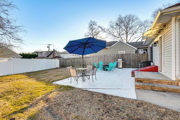 Walk To Beach: Keansburg Home W/ Patio & Fire Pit! - Monmouth County, NJ