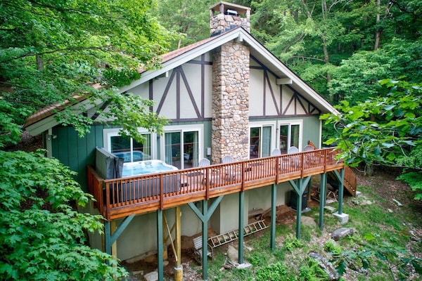 Cozy Mountain Home In Quiet Setting - Beech Mountain, NC
