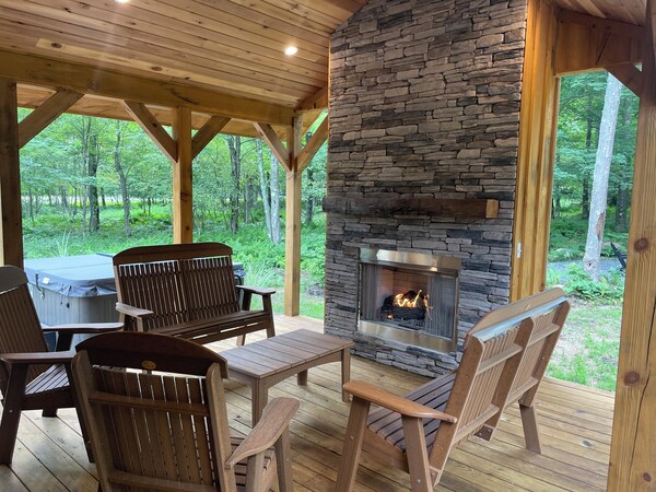 Escape To Wisp Mountain.new Log Home. Near Deep Creek Lake ,Wisp Resort ,Hot Tub - Deep Creek Lake, MD