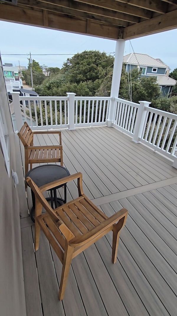 Best Time Ever! A Beautiful, Newly Renovated Cottage In A Great Location. - Kill Devil Hills, NC