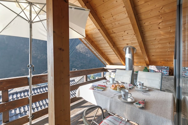 Rustico Paese Verzasca, Vogorno, Switzerland - Canton of Ticino