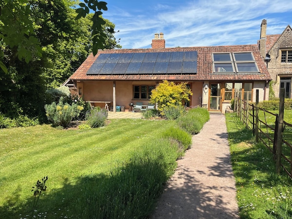 The Apple House, Pet Friendly, With Open Fire In Nether Stowey - Taunton