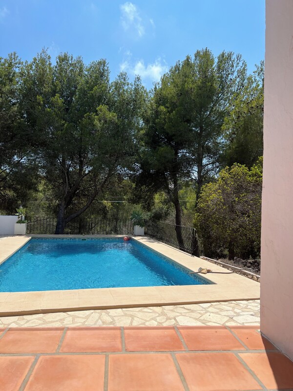 Lovely Spacious Vacation Home, Close To The Beach. - Cumbre del Sol