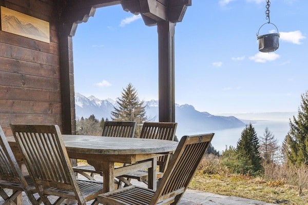 Family Chalet With Views Of The Alps And Lake, Above Montreux In Caux - Montreux