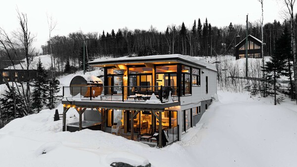 L'élégant | Chalet De Ski Avec Sauna | Montagne - Québec