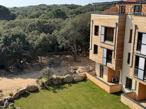 New Apartment On First Floor With Sea View - Figari