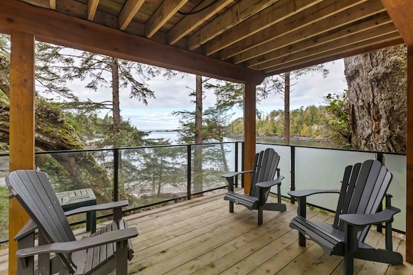 Sea Star At Terrace Beach I Hot Tub I Oceanfront - Vancouver Island
