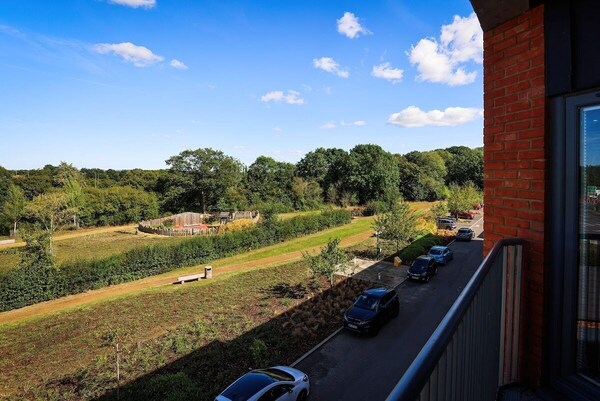 Apartment-eigenes Badezimmer-strassenblick - Bicester