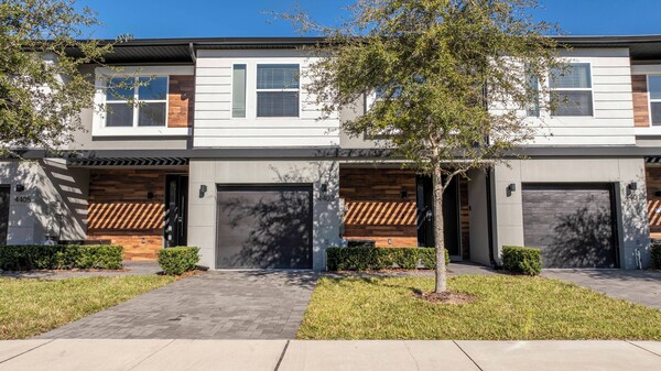 Beautiful 4bd Home, Themed, Pool And Grill (4403) - Kissimmee