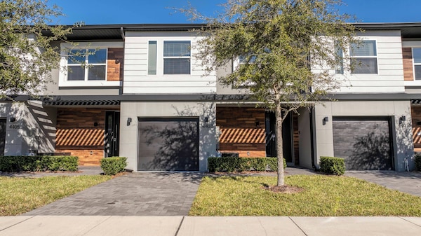 Beautiful 4bd Home, Themed, Pool And Grill (4403) - Kissimmee