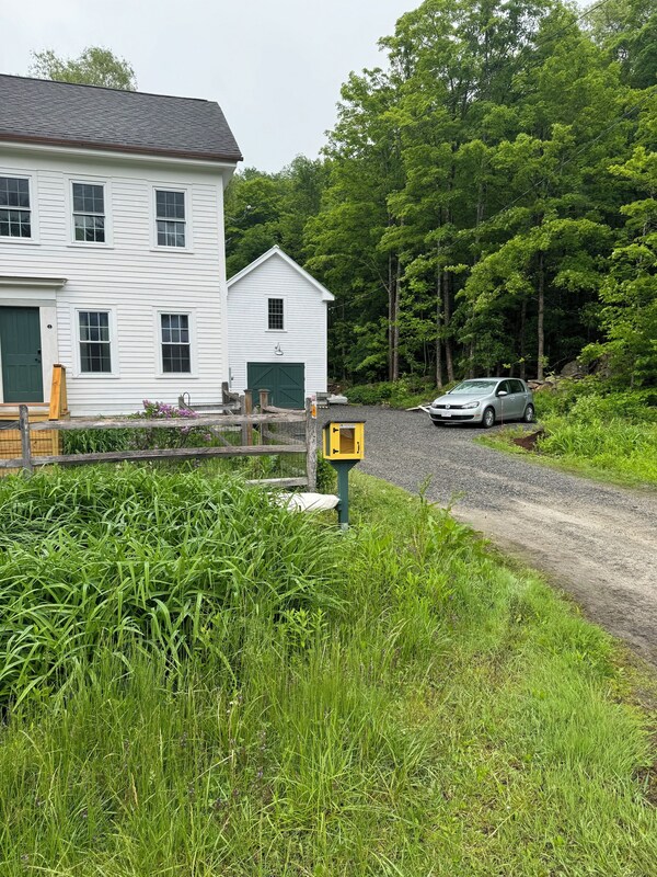 Historic 1804 House In N Becket Village In The Berkshires - Ashmere Lake, MA