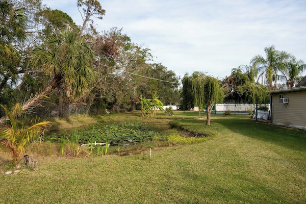 Charming 3-bedroom Cottage In Awesome Bradenton's Private Sport Complex - Sarasota, FL