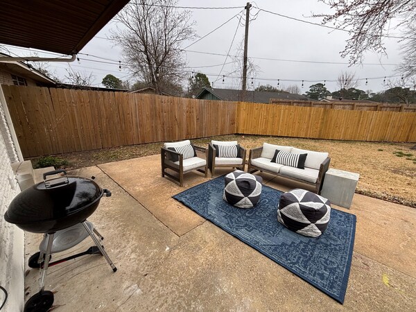 Robinhood Retreat - Nash, TX