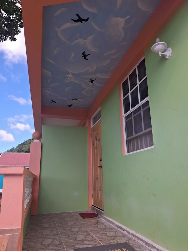 Fully Furnished, Charming 1-bedroom Apartment In Union Estate Pte Michel - Dominica
