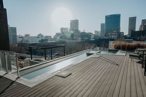 Walking Distance To Downtown City View Pool Many Restaurants Nearby And Close To Ski Resorts - Salt Lake City, UT