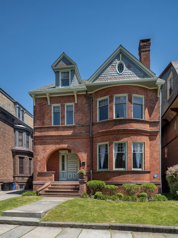 The Grand  The Nicest House In Newburgh - Beacon, NY