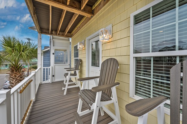 3bd Large Raised Beach Home-game Room-pet Friendly-sleeps 9 - North Myrtle Beach, SC