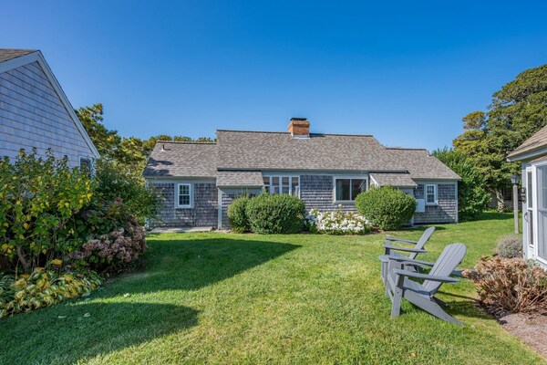 Cozy Cape Cod Escape Just Steps From Nantucket Sound - Dennis, MA