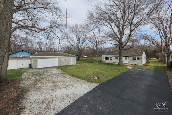 Cozy/private 3 Br Nestled On An Acre Of  Serenity - Orland Park, IL