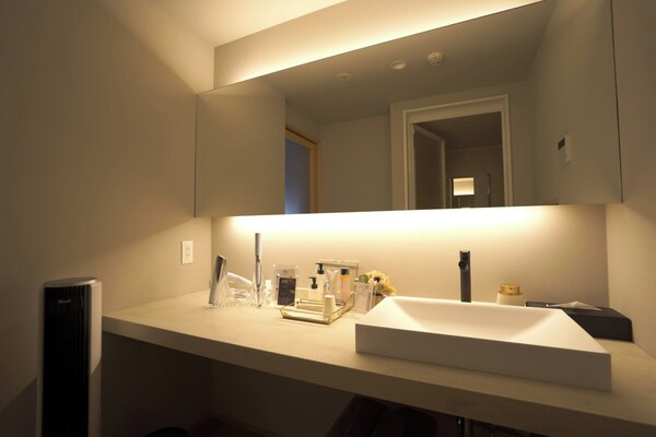 Mitsuka Building  Pursuing Healing And Beauty Br / Kofu Yamanashi - 고후시