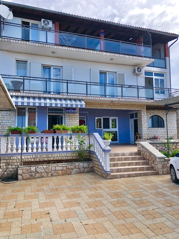 Apartments Kety (116111-a1) - Jezera - Island Murter - Betina