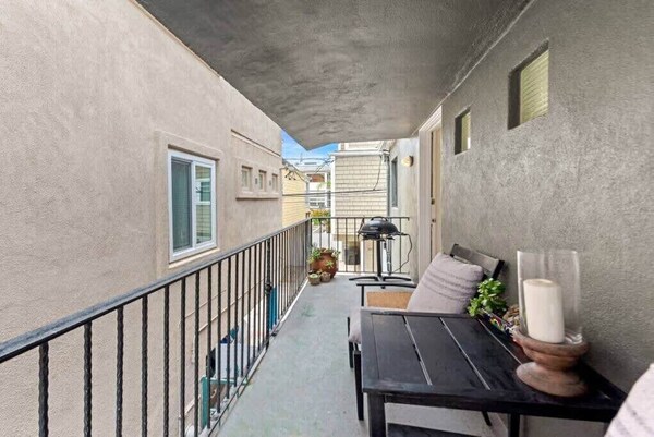 Boho Oasis Mission Beach Views Surf Board A/c - Pacific Beach - San Diego