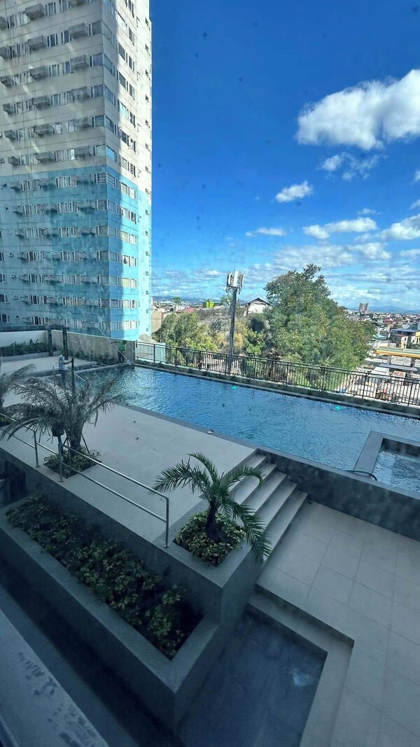 1 Br Condo Bonifacio Global City, Taguig M. Manila - Taguig