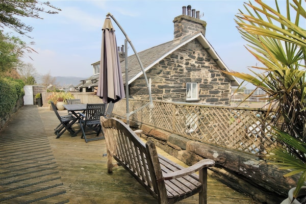 Harbour Station View, Pet Friendly, With A Garden In Porthmadog - Beddgelert