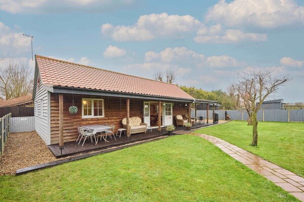 Host & Stay | Dovecote View - Norfolk