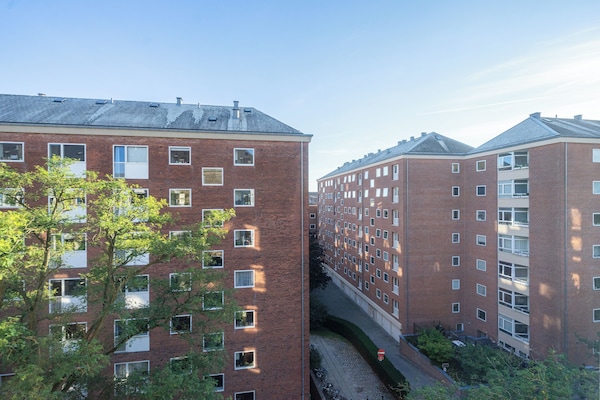 Nice 3-bed In Top Frederiksberg Location - Copenhagen