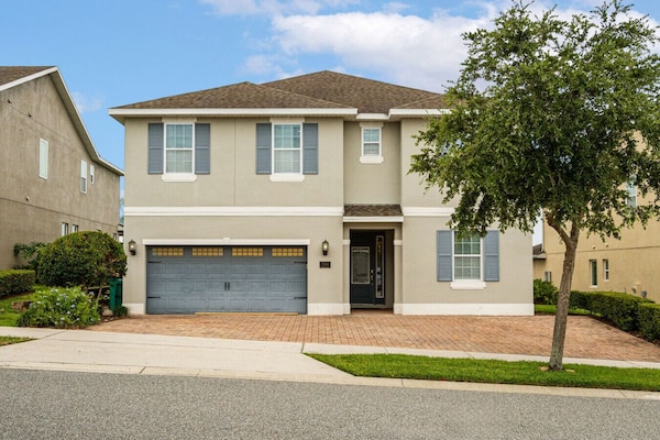 8 Bedroom 6.5 Bathroom Encore At Reunion 7644 - Davenport, FL