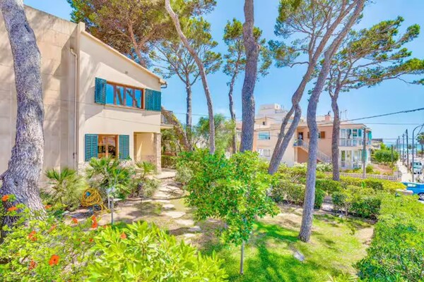 Villa Isabel, Cala Estancia. Bonita Casa Junto Al Mar Muy Cerca De Palma - Palma