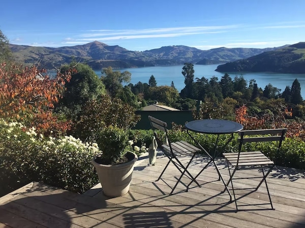 Te Whare Tūrama - Akaroa