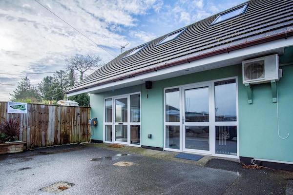 Ridgeway Retreat - 1 Bedroom Cottage - Manorbier - Freshwater East