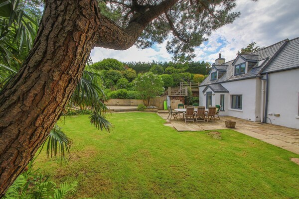Tan Y Graig -  A Bungalow That Sleeps 9 Guests  In 3 Bedrooms - Abersoch