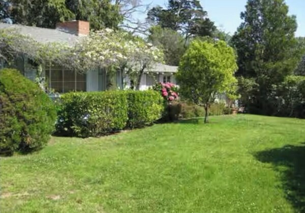 Charming Montecito Home - Carpinteria, CA