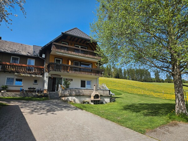 Studio 'Talblick' Mit Bergblick, Gemeinschaftsterrasse Und Wi-fi - Titisee-Neustadt