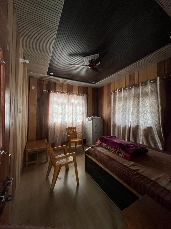 Your's Homestay - Uttarakhand