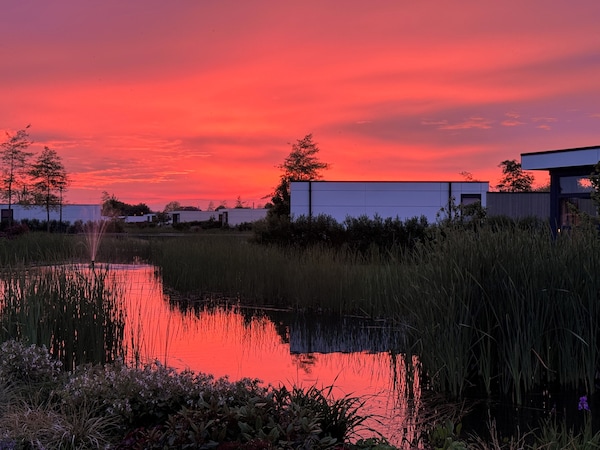 Top Modern Chalet 'Riverlodge' With Large Garden On The Ijssel - Zutphen