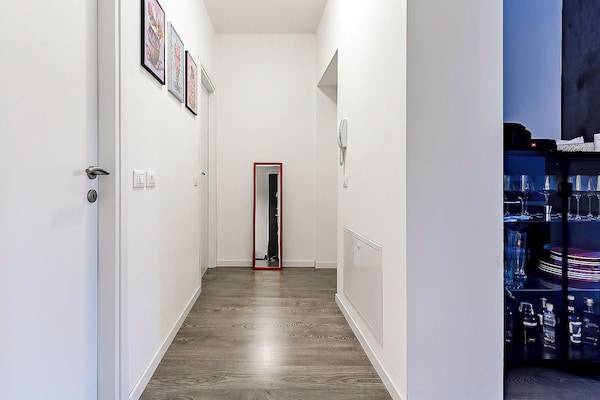 Modern Central Apartment | Wifi, Self Check-in, Mountain View, Work & Relax - Trento