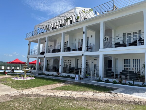 Lavender Moon Villas - Ocho Ríos