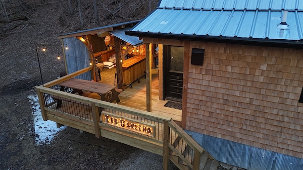 240 Sq Ft Tiny Home W/ Wifi In Irvine - Kentucky