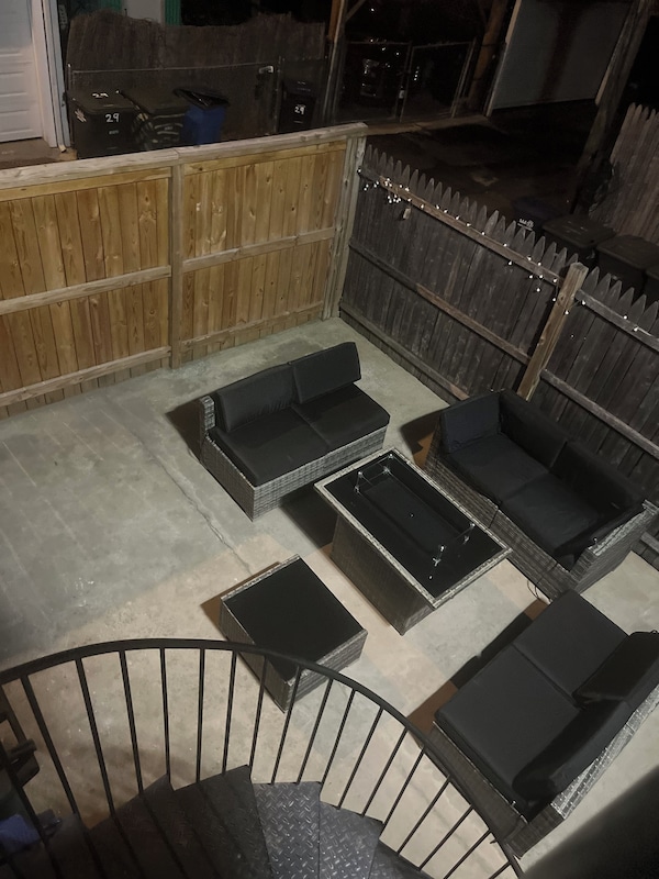 Huge 4-bedroom Apt Nw Dc Walk To Metro, 1 Mile To Capitol Hill - Falls Church, VA